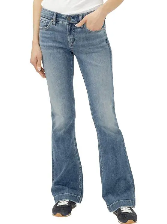 SILVER JEANS CO. Elyse Curvy Mid Rise Bootcut Jeans - Saturday Morning
