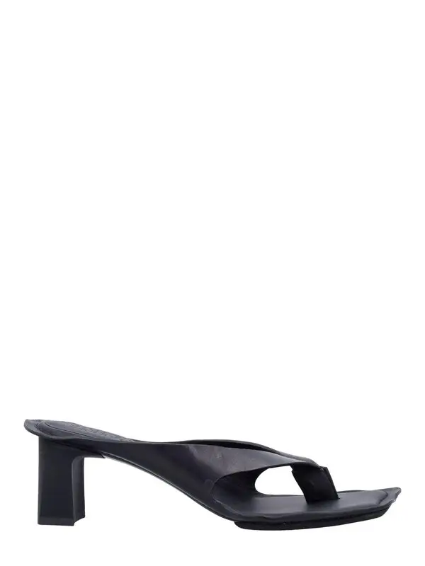 MAISON MARGIELA Leather Anatomic Thong Mules - Black