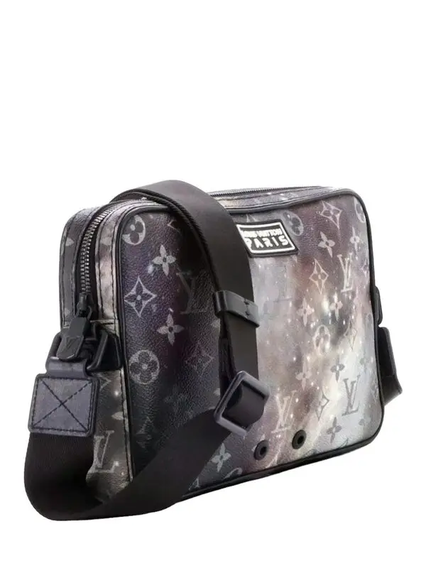 LOUIS VUITTON Monogram Galaxy Canvas Alpha Messenger Bag - Black