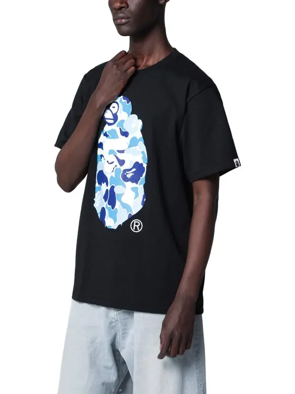 A BATHING APE T-shirt With Blue/light Blue Camouflage Print - Black