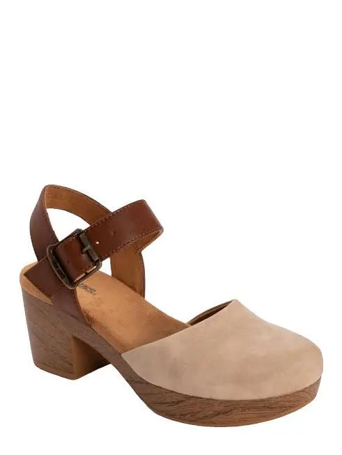 MUK LUKS Merritt Quarter Strap Clogs - Natural/gold