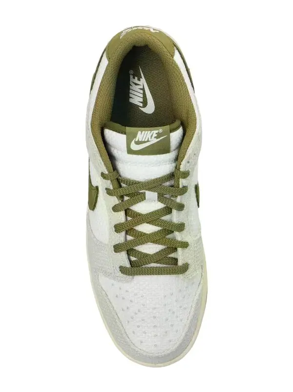 Nike Dunk Low Retro Sneakers - White