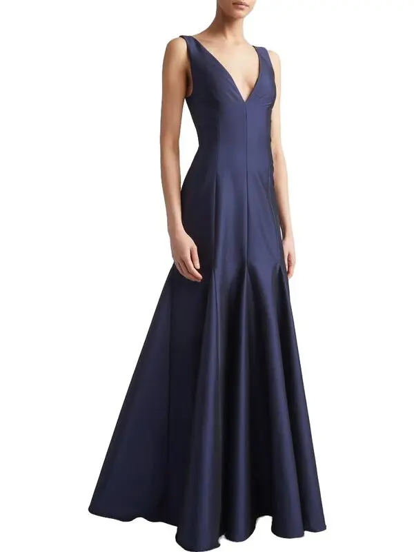 Bernadette Aurelia V-neck Stretch Mermaid Gown - Midnight Blue