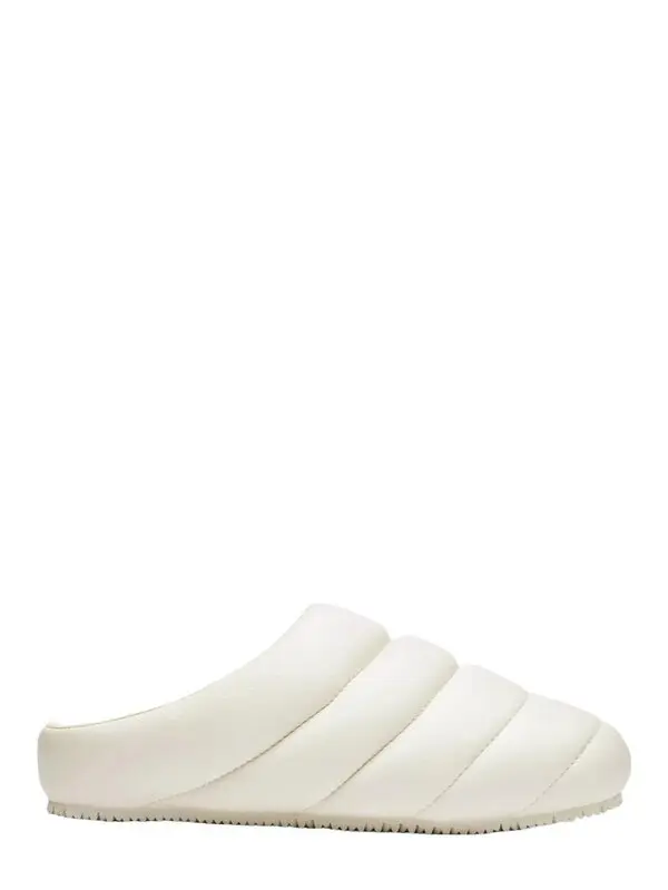 Axel Arigato Quilted Round Toe Slip-on Slippers - White