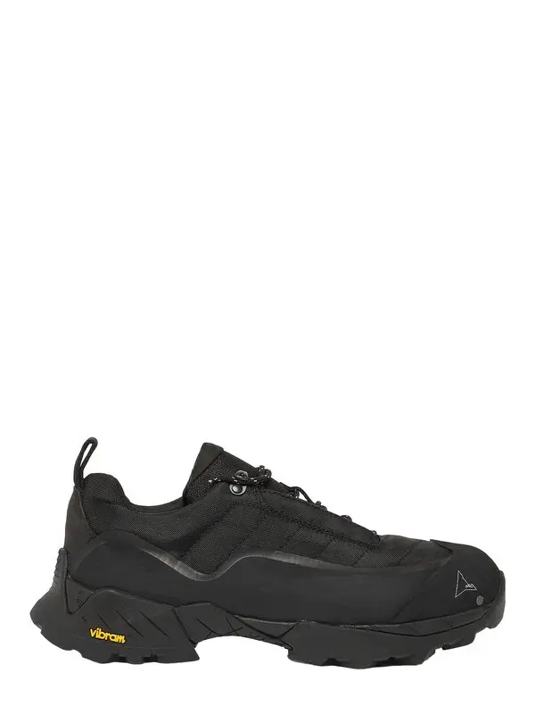 ROA Quilted Round-toe Low-top Sneakers - Black