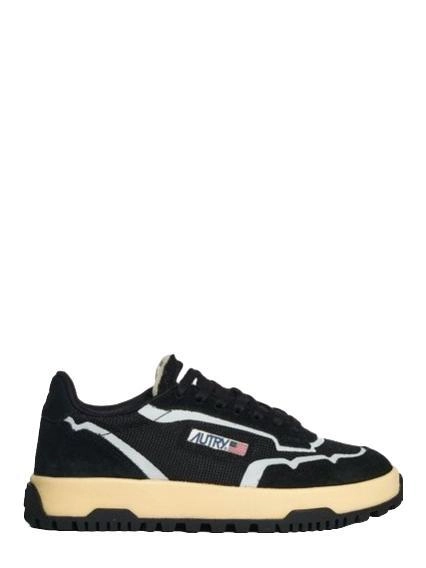 AUTRY Low Top Sneakers - Black