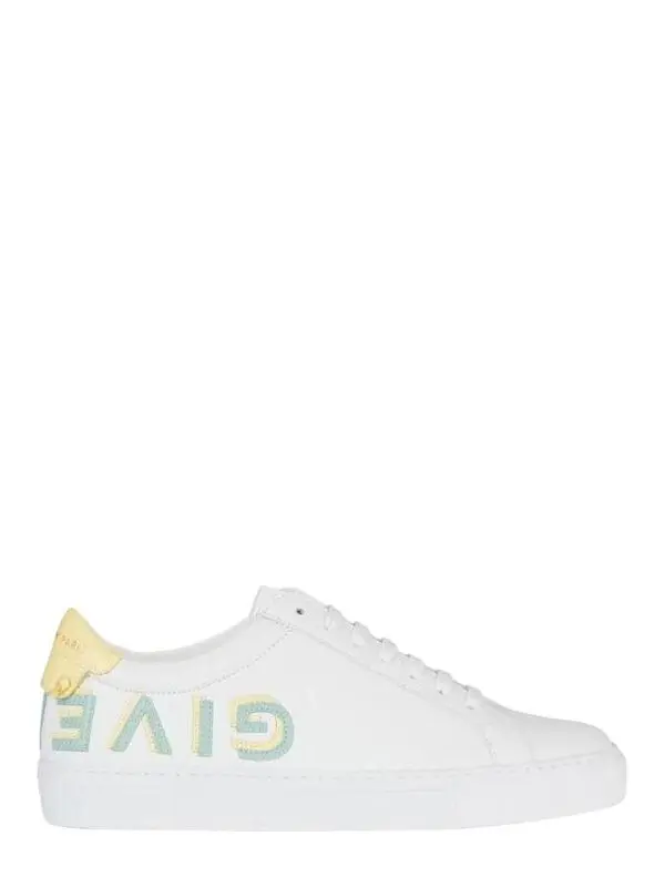 Givenchy Reverse Logo Low-top Sneakers - White