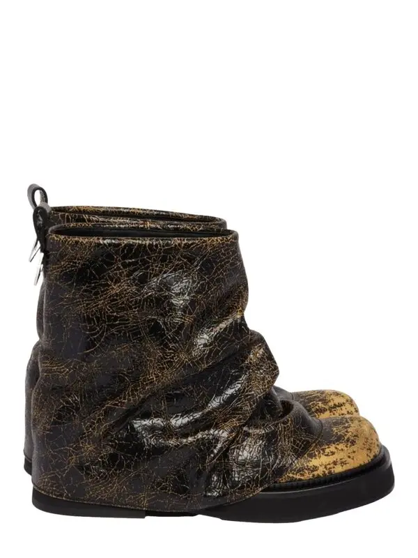 Attico Round Toe Distressed Finish Boots - Black