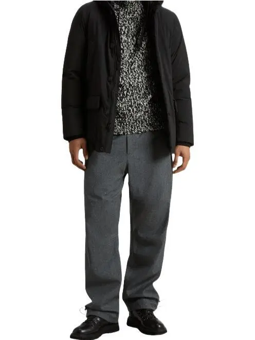 Woolrich Hooded Puffer Jacket With Logo Detailing - Black
