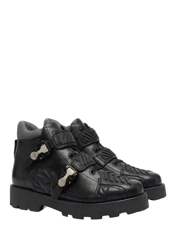 Gucci Buckled Leather Ankle Boots - Black
