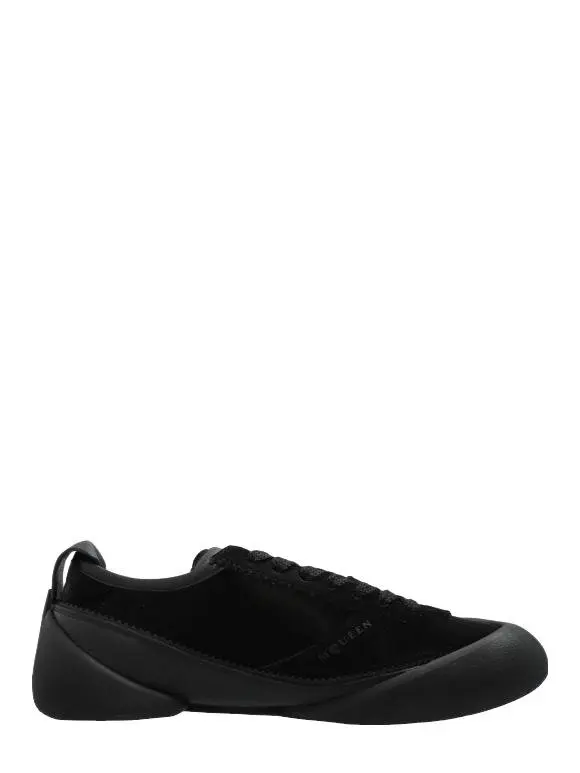 Alexander McQueen Round Toe Low Top Sneakers - Black