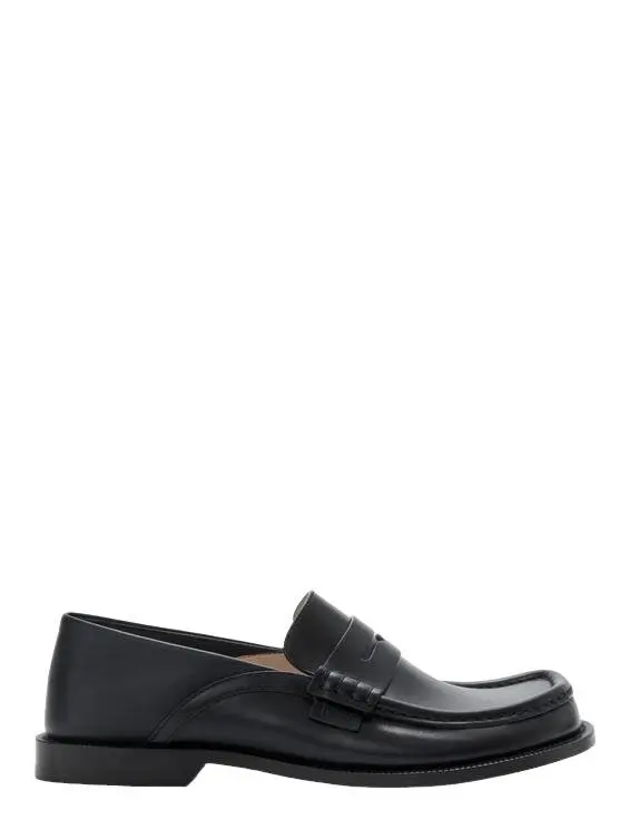 Loewe Campo Flap Back Loafers In Waxy Calfskin - Black