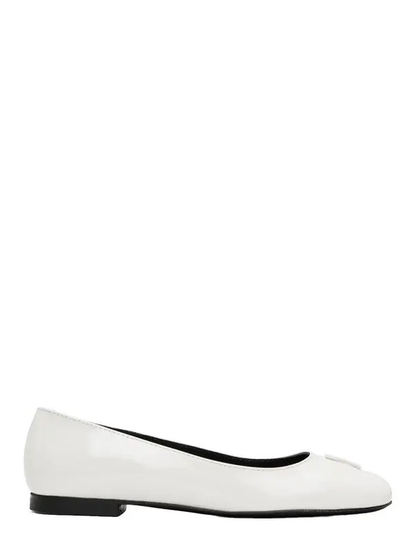 Ami Logo Plaque Ballerina Flats - Chalk