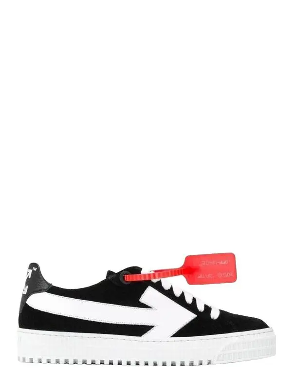 Off-White Arrow Low-top Sneakers - White