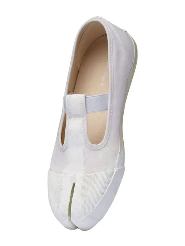MAISON MARGIELA Mary Jane Tabi Sneakers - White