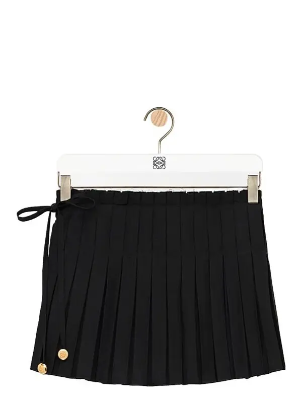 Loewe Pleated Viscose And Linen Shorts - Black