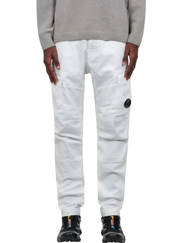 C.P. COMPANY Cargo Pants With Lens Detail - Gray