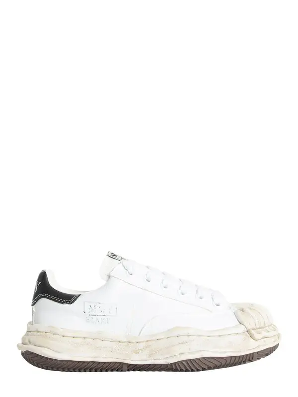 Mihara Yasuhiro Blakey Distressed Lace-up Sneakers - White