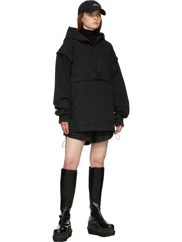 We11Done Logo Elasticated Waist Shorts - Black