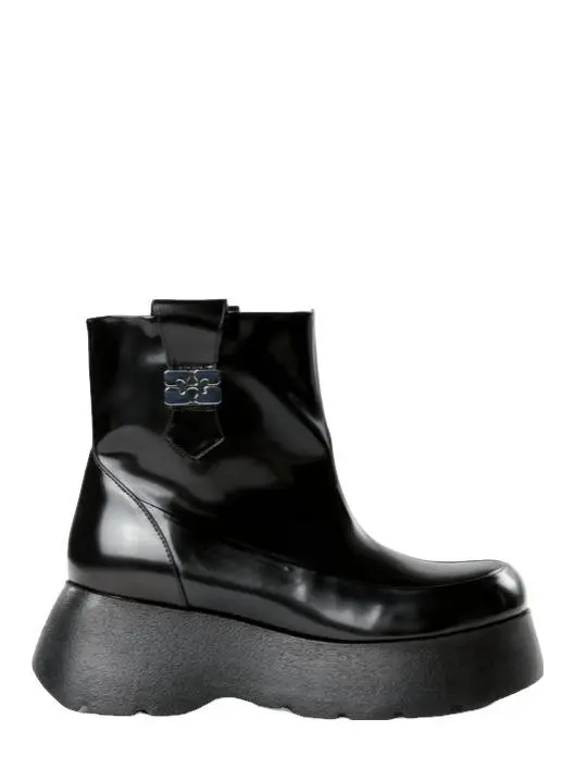 GANNI Kat Logo Plaque Ankle Boots - Black