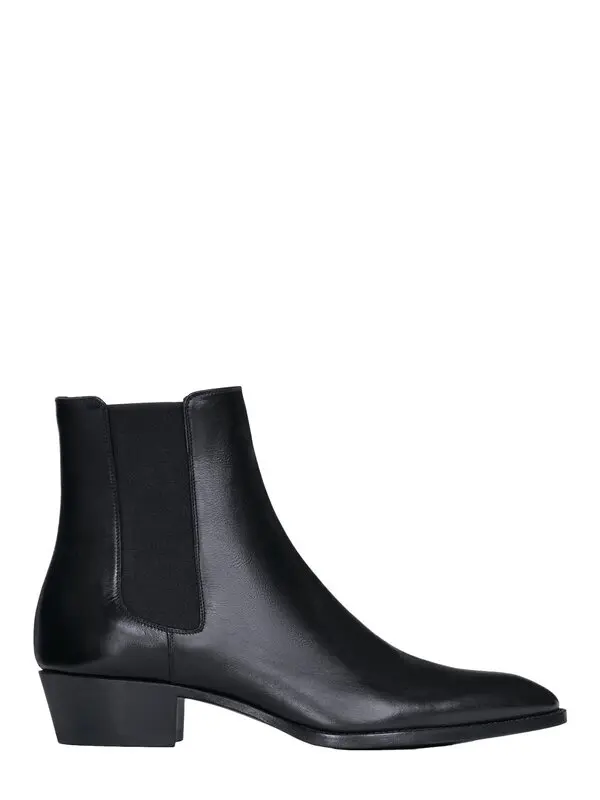 Celine Chelsea Boots In Shiny Calfskin - Black