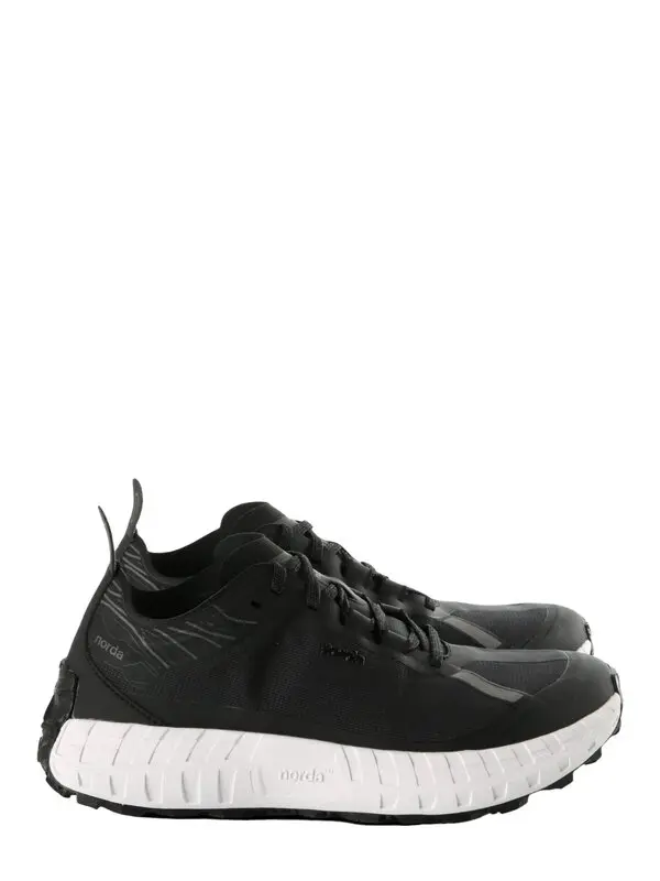 NORDA 001 Trail Running Sneakers - Black