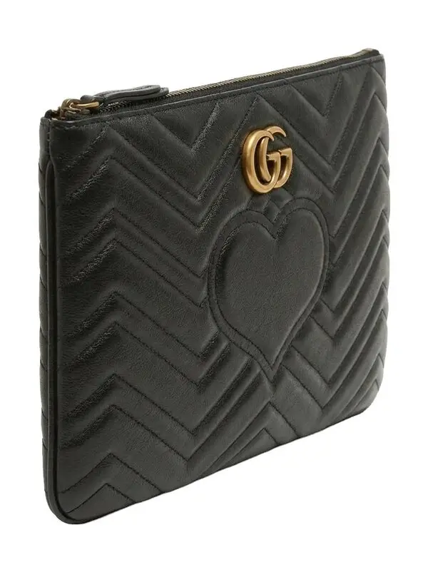 Gucci Gg Marmont Clutch With Heart Applique - Black