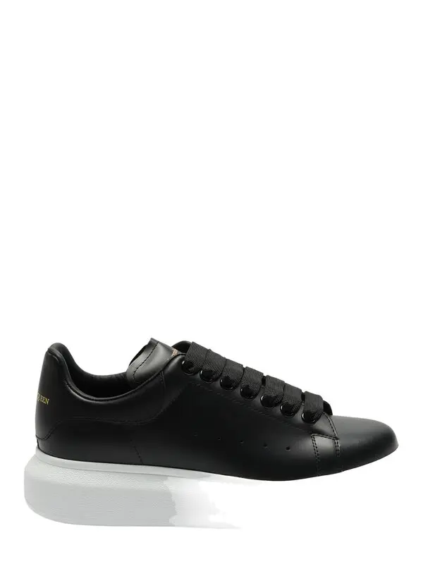 Alexander McQueen Larry Oversized Lace-up Sneakers - Black