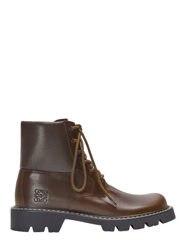 Loewe Sierra Combat Ankle Boots In Vegetable-tanned Calfskin - Deep Khaki Green