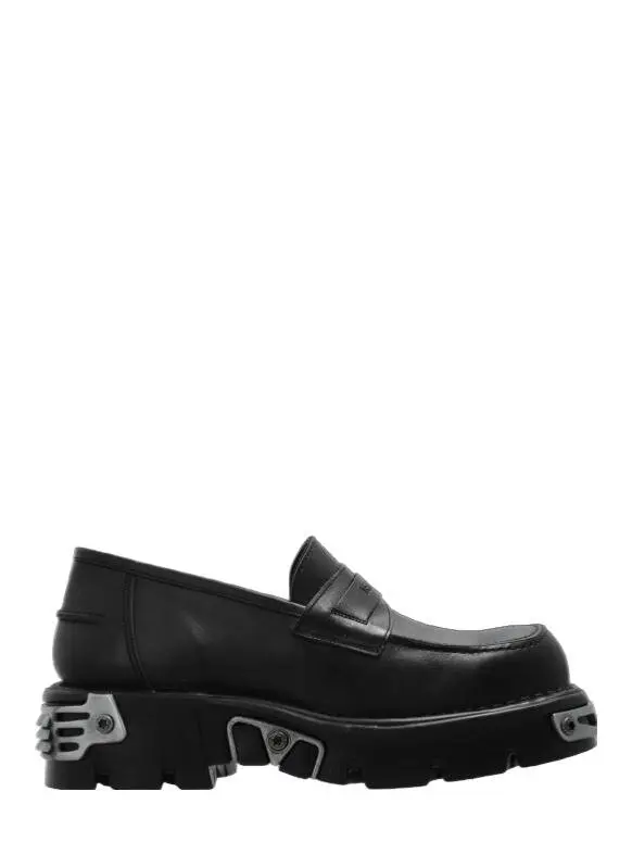 Vetements Logo Embossed Leather Loafers - Black