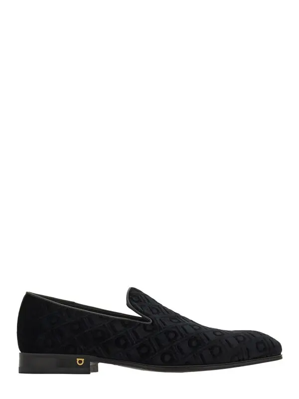 FERRAGAMO Logo Jacquard Round Toe Loafers - Black