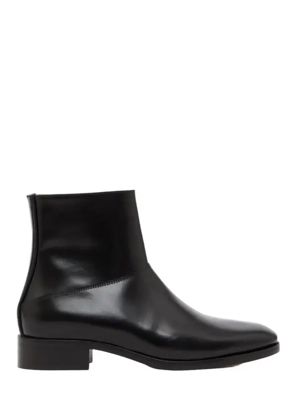 Valentino Garavani Vlogo Plaque Almond Toe Ankle Boots - Black