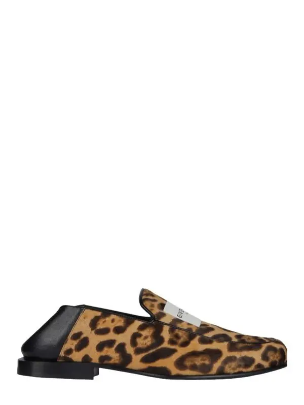 Givenchy Leopard Print Leather Label Loafers - Black/beige