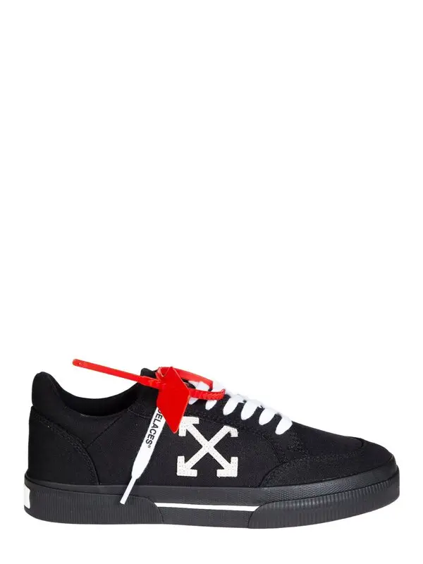 Off-White Low Top Lace-up Sneakers - Black