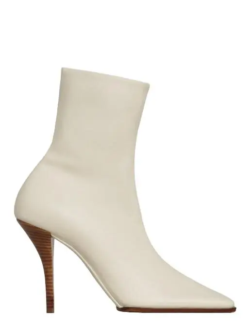 Alaïa Soft Square Ankle Boots - White