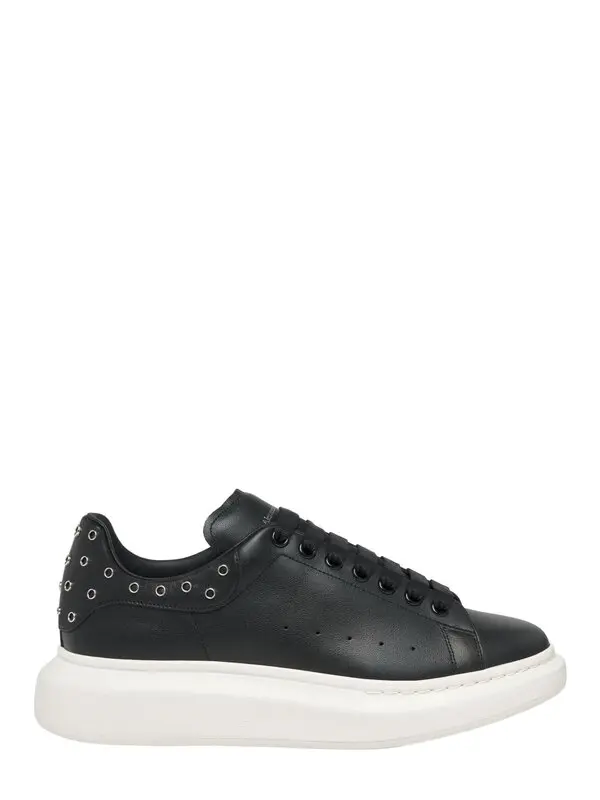 Alexander McQueen Oversized Eyelet Detailed Sneakers - Black/silver