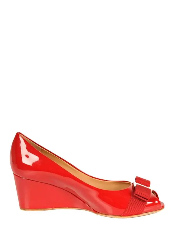 FERRAGAMO Red Patent Leather Bow Detail Wedge Shoes - White