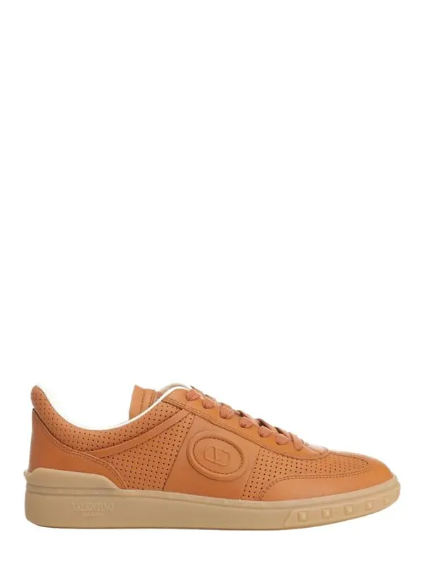 Valentino Garavani Upvillage Low-top Sneakers With Logo Detail - Nude