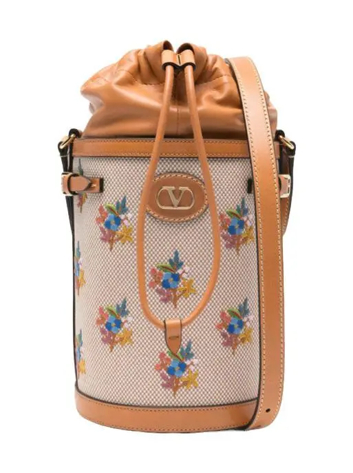 Valentino Garavani Vlogo Signature Floral Embroidered Bucket Bag - No