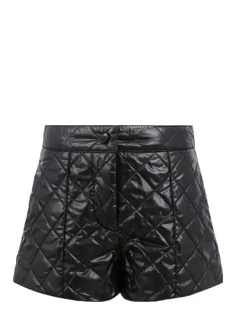 Moncler Quilted Shorts With Logo Patch - Black