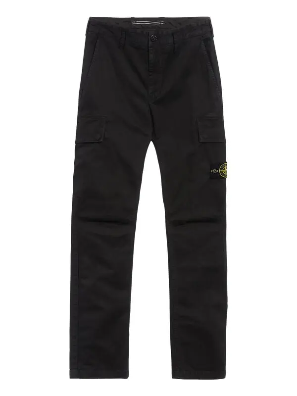 Stone Island Cargo Trousers With Logo Badge - Black