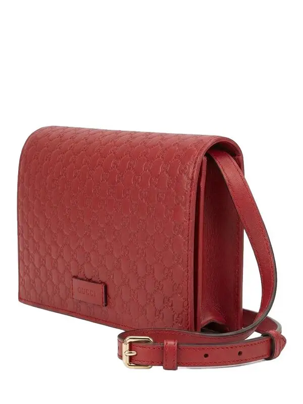 Gucci Logo Embossed Shoulder Bag - Red