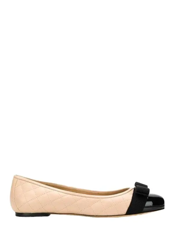 FERRAGAMO Vara Contrast Ballerinas - Nude