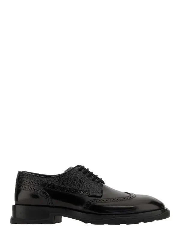 Alexander McQueen Round-toe Lace-up Brogues - Black