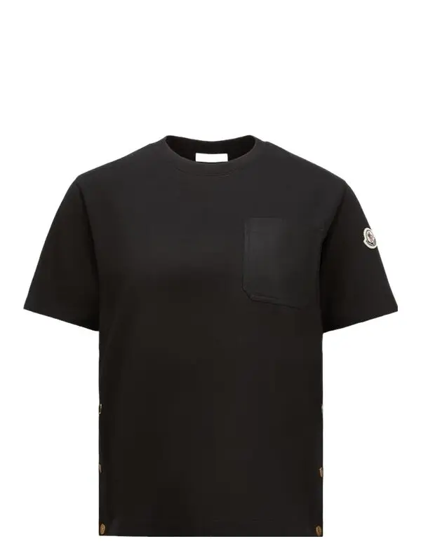 Moncler Logo Detailed Pocket T-shirt - Black