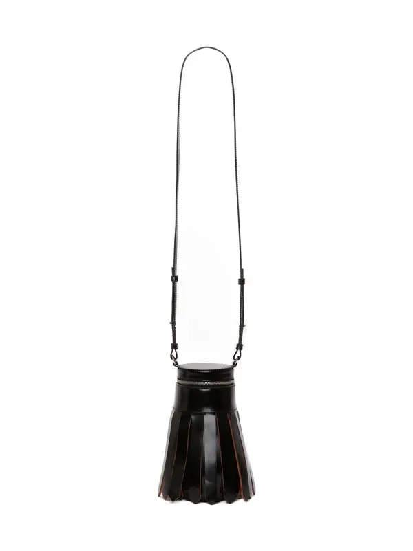 J.W.ANDERSON Jw Anderson Tassel Detailed Zipped Shoulder Bag - Black