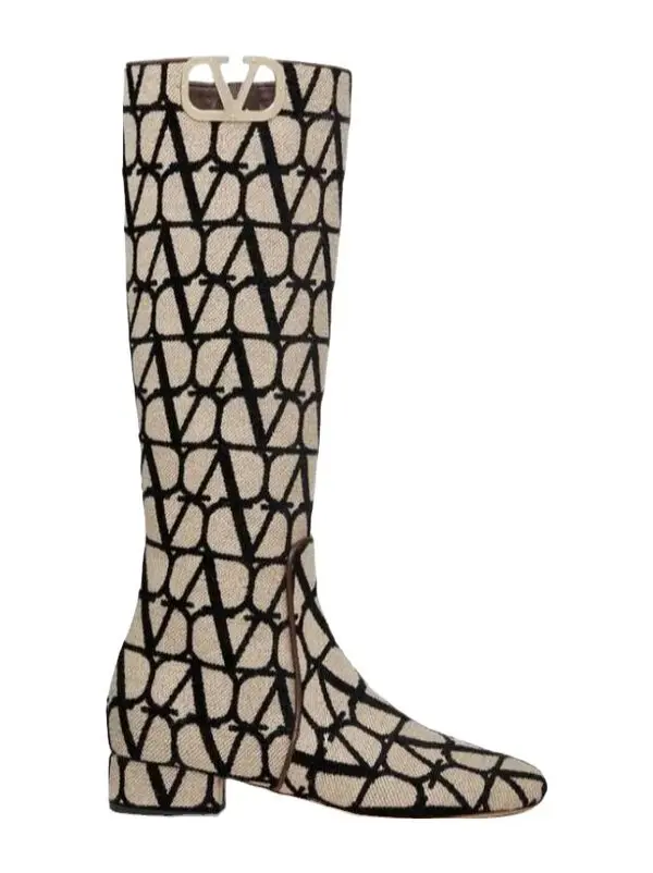 Valentino Garavani Toile Iconographe Vlogo Type Square Toe Boots - Nude