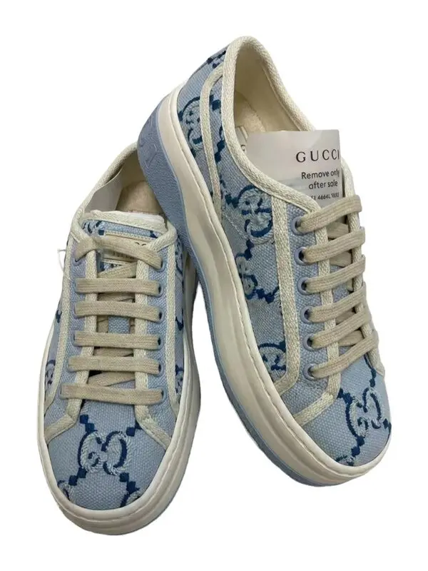 Gucci Lace-up Low-top Sneakers - Gray
