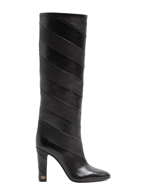 Valentino Garavani Rayons Nappa Boots With Chevron Pattern - Black