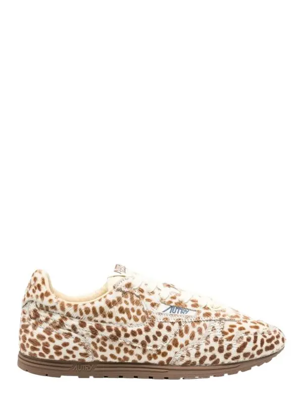 AUTRY Windspin Leopard Print Low Top Sneakers - Nude